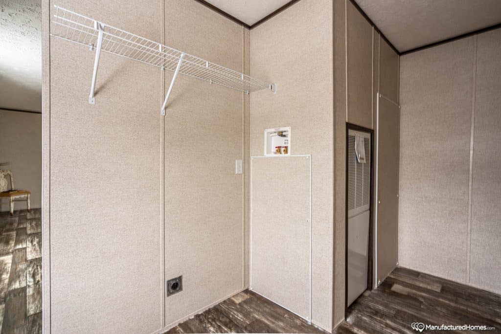 14 x 60 Prime Peak, 2 Bed - Pioneer Manufactured Homes