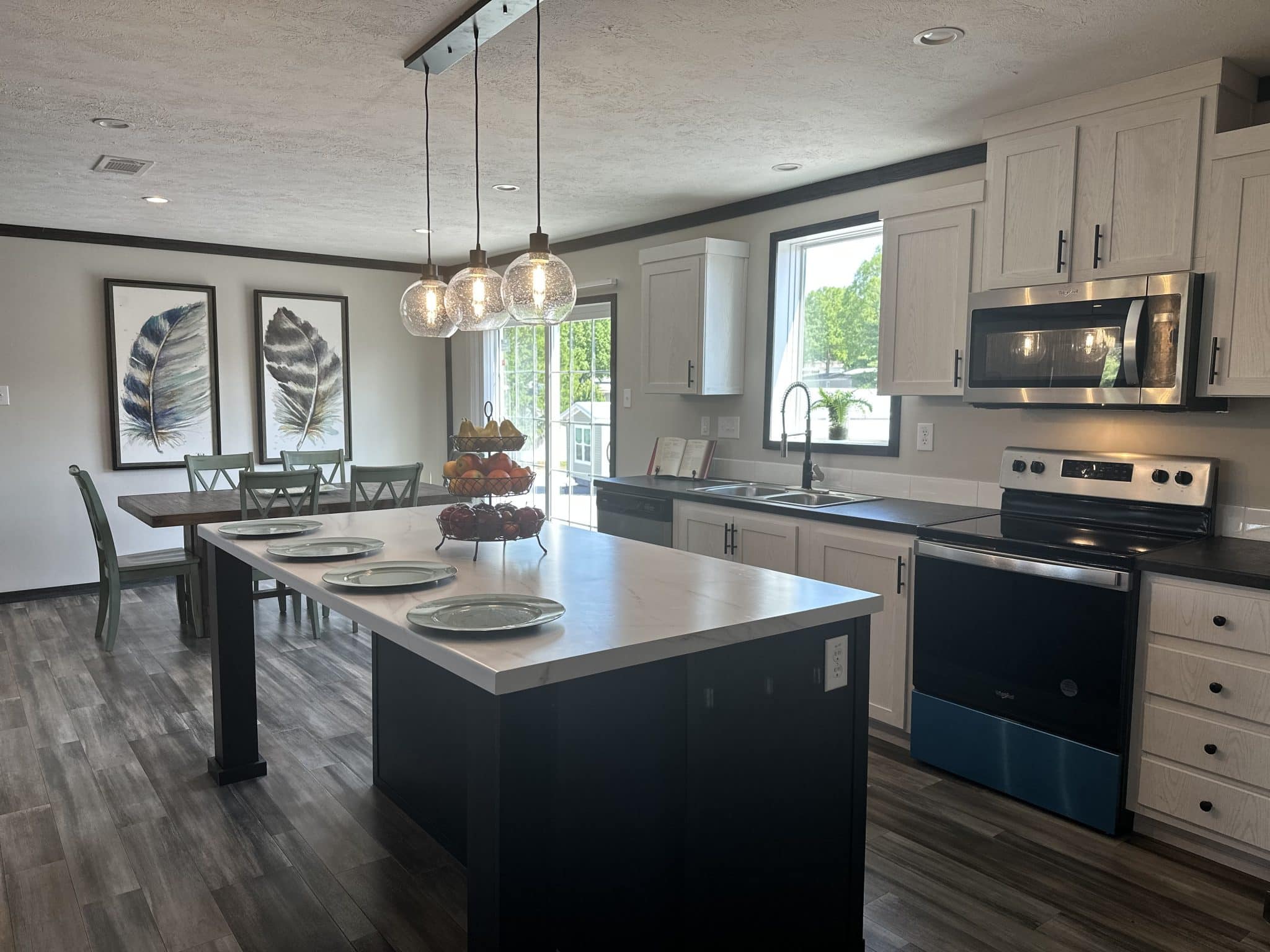 32 x 64 Champion Keystone, 3 Bed - Pioneer Manufactured Homes